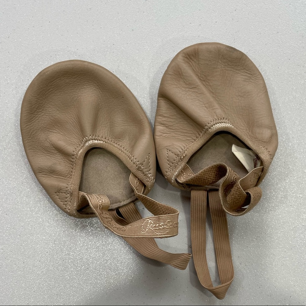 Russian Pointe Compass Half-Sole Turner Shoes For Lyr… - Gem